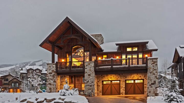 Movie Theater + Hot Tub - Appaloosa Mtn Lodge - Steamboat Springs, CO