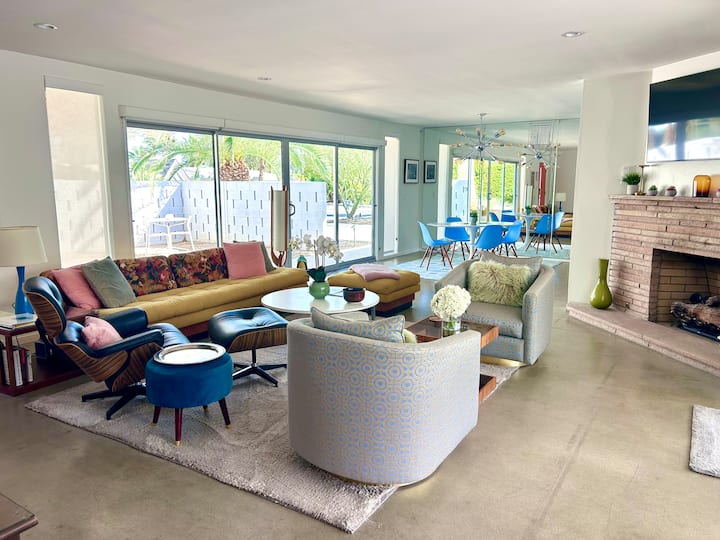 The Mid-century Marvel - Sparkling Clean - Palm Springs, CA