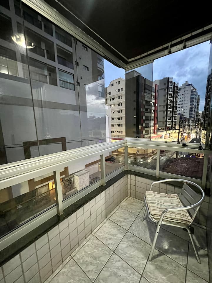 Apto Bem Localizado Com Wi-fi Na Praia Do Morro - Guarapari