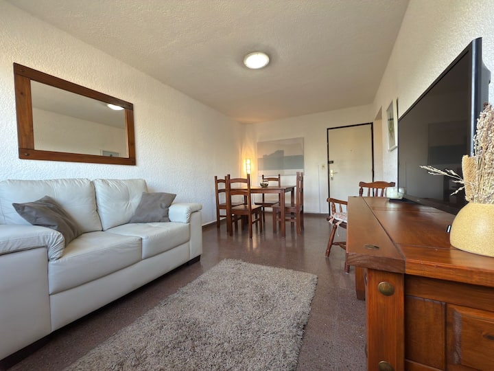 Apartamento En Edificio Puesta Del Sol - Uruguay