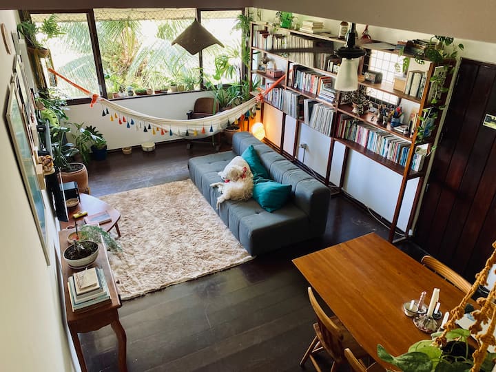 Quarto Confortável Com A/c Em Apartamento Amplo - Bahia