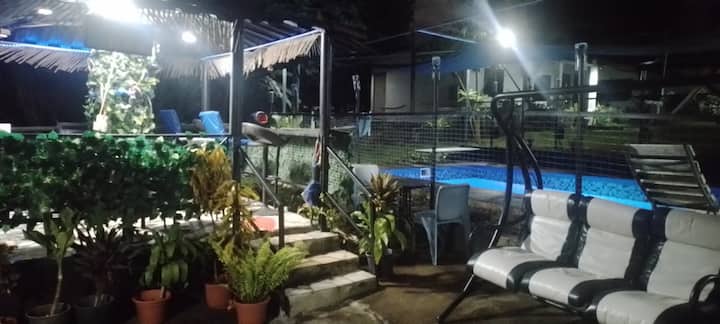 Sleeps 23, 9 B/rooms,9bed,6bathroom,pool With Spa - Fiji