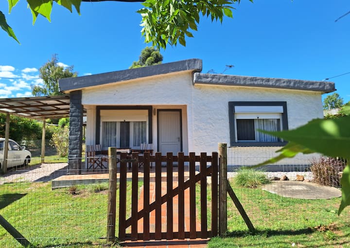 Casa Familiar Reciclada. Luminosa, Amplia Y Cómoda - Pan de Azucar