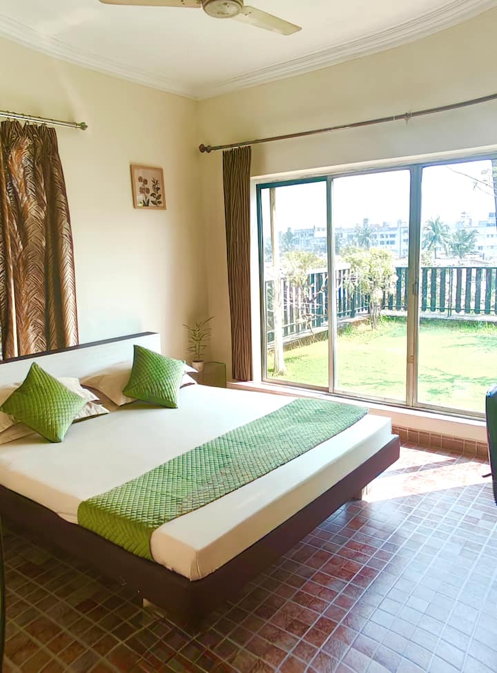 Beautiful Rooftop Studio With Kitchen And Garden. - Kolkata