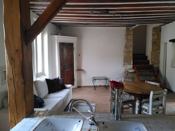 Appartement Centre Historique - Loc à La Semaine - Villeneuve-lès-Avignon
