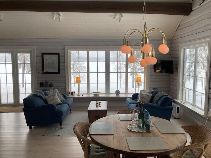 Fritidshus Vid Sjö Med Båt, Strand Och Egen Brygga - Sweden