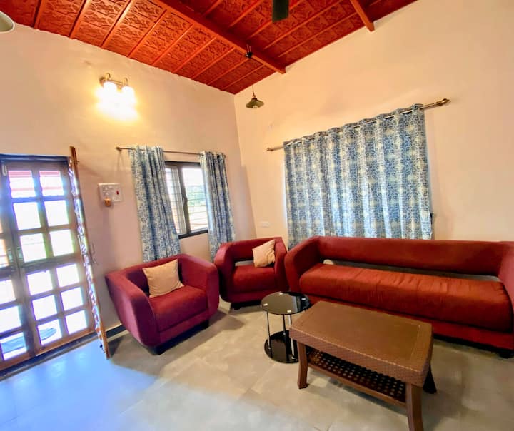 Cozy Villa In Karjat (Fully Air-conditioned) - Karjat