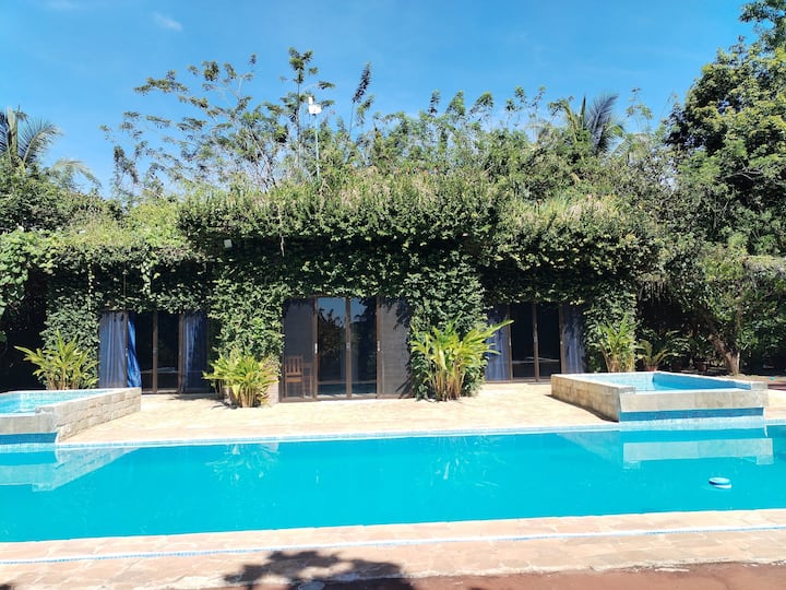 Secret Garden Villa & Modern Tree House W/ Pool - Costa Rica