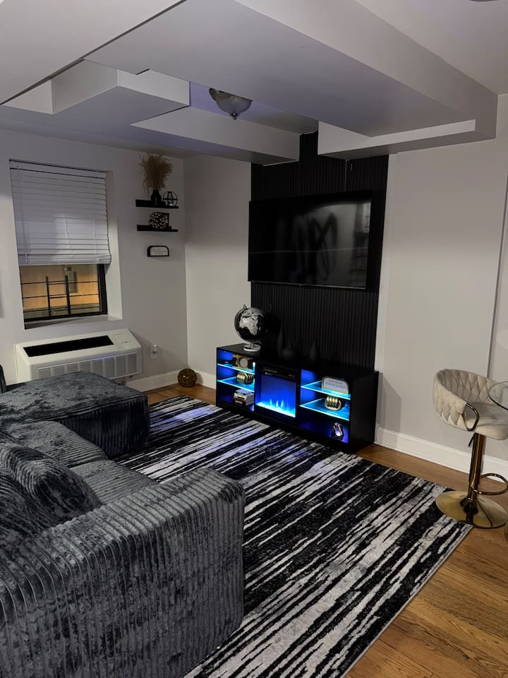 Andrea’s Luxe Loft - Dobbs Ferry, NY