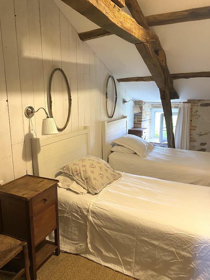 La Maison De Chanvre, Gîte Campagne Avec Piscine - Cholet