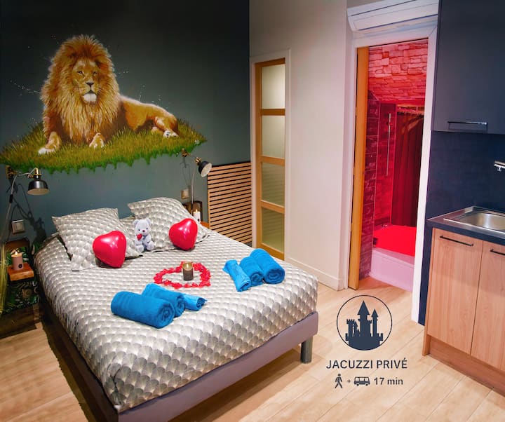 Clos Love – Escapade Jacuzzi Proche Disneyland. - Nanteuil-lès-Meaux
