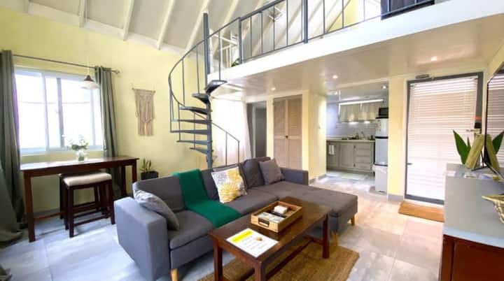 Ocean View Condo W/ Loft, Central Location-negril - Negril