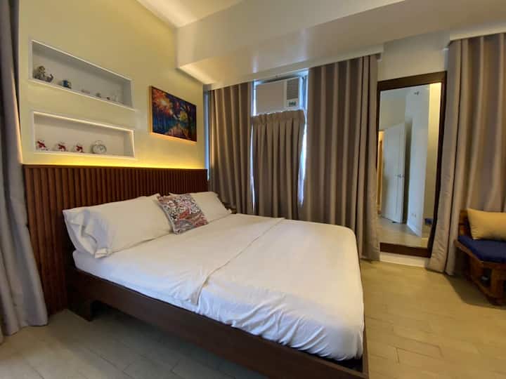 Spacious 3br Condo In Manhattan Parkview Tower 2 - Quezon City