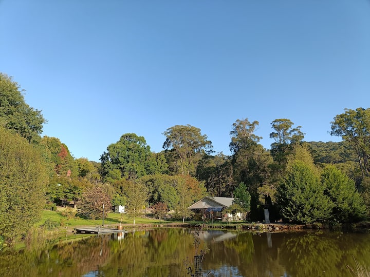 Heritage Room - Lakeside @ Glen Elborne Estate - Dandenong Ranges