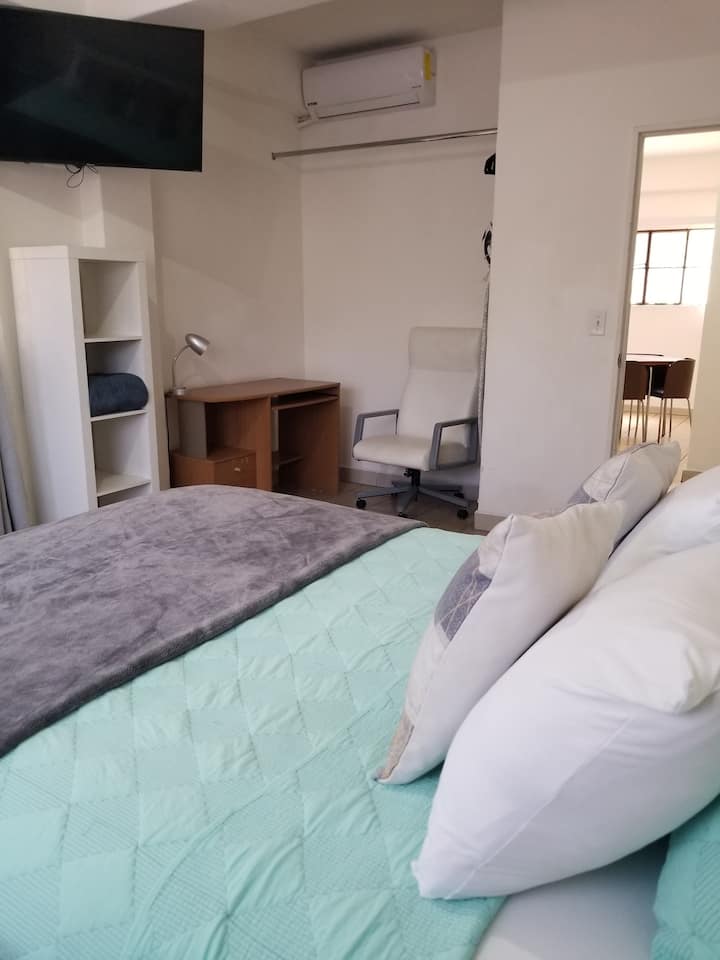 1 Br. 3min Usborder, 10min Airport, Near Zona Río - Tijuana