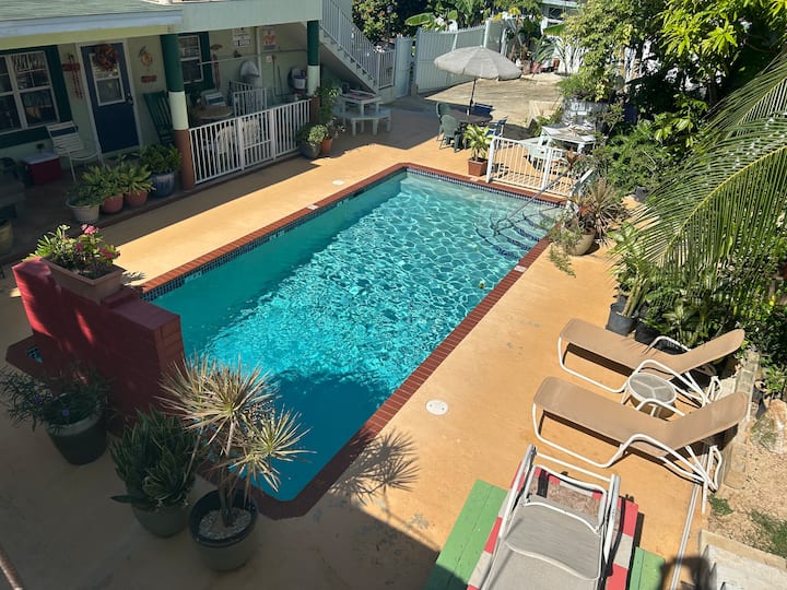 Dove Retreat - Cayman Islands