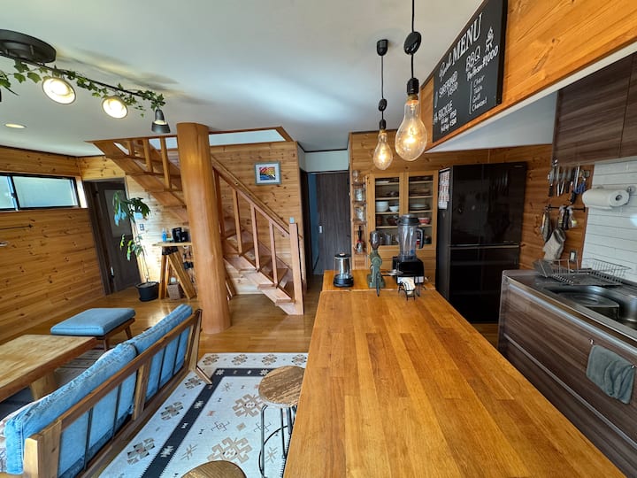 【Bbq可】「大磯町の一棟貸し|最大8名様|ウッドデッキ付き・駐車場3台完備」 - Hiratsuka