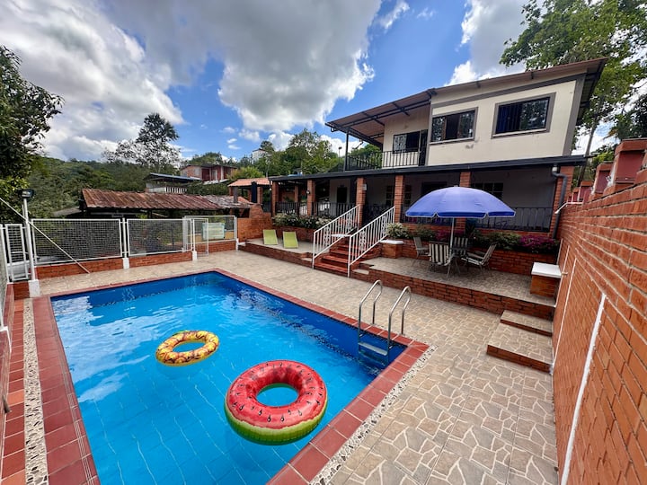 Los Pinos Casa De Campo - Piedecuesta