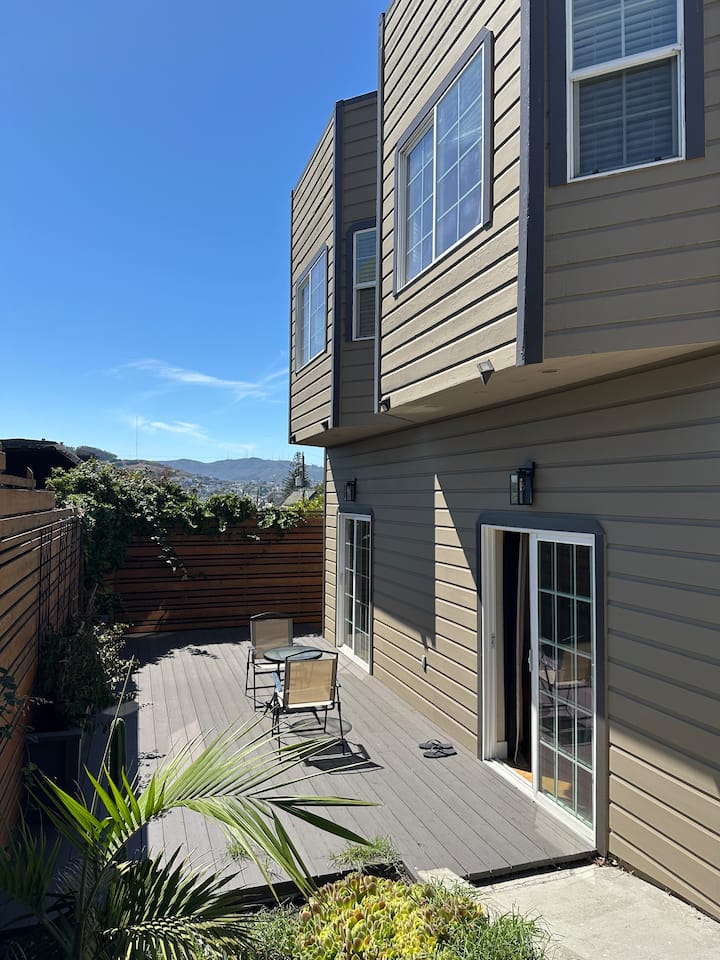 4 Bedroom, 2.5 Bathroom Bright And Spacious Sfh - San Francisco