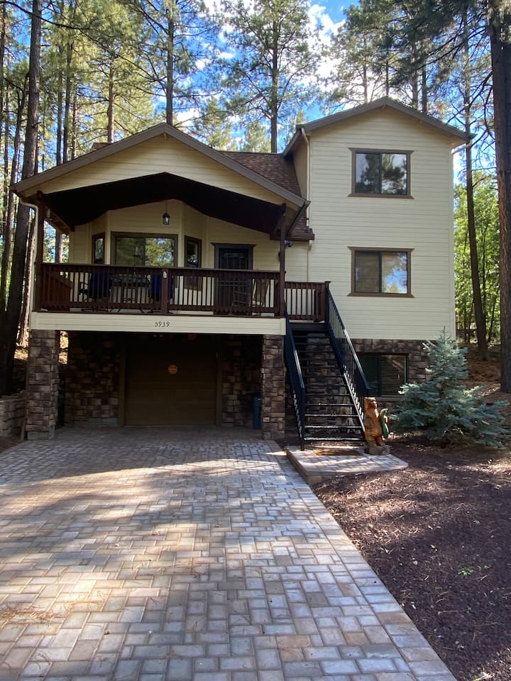 Cozy Pinetops Lakes Country Club Cabin - Pinetop-Lakeside, AZ