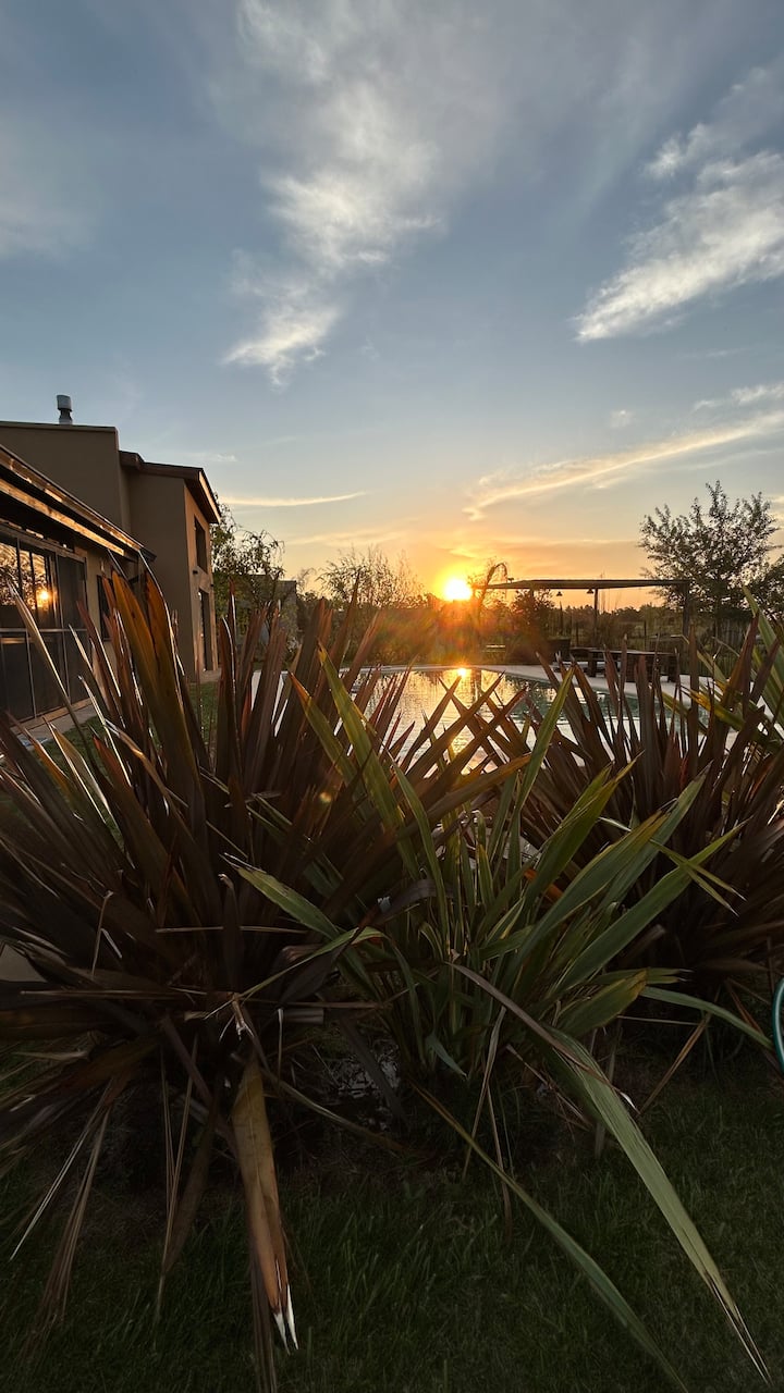 Quinta A 100 Km De Capital Federal-mercedes - Mercedes