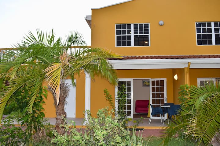 Libertat Lodge - Dòrnasol Apartment - Curaçao