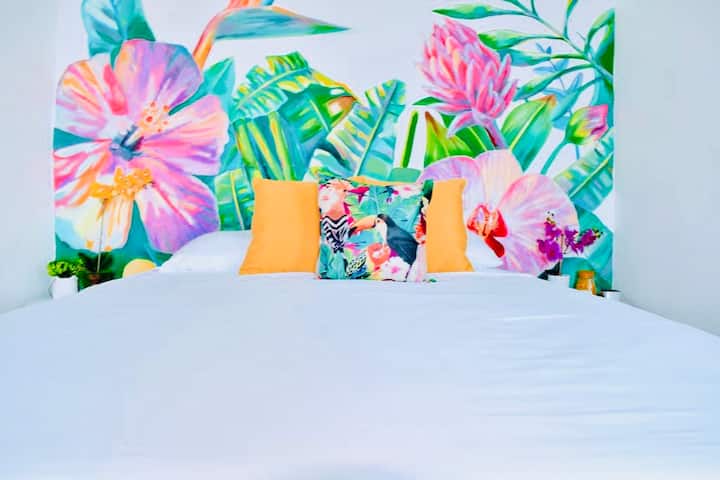 Oceanview Artist Apt2 W/ Pool Near Beach+nightlife - Barbados