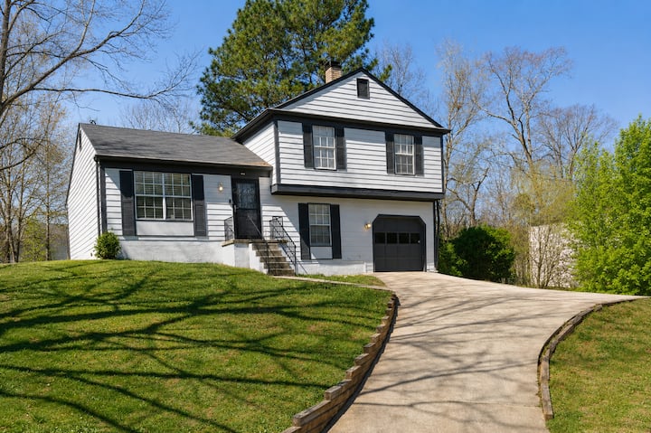 Hidden Gem In Alpharetta - Alpharetta, GA