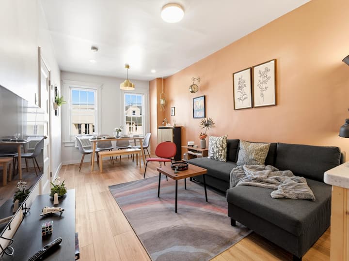 Modern Stay Near Met Life Nyc Ewr W/parking - Jersey City, NJ