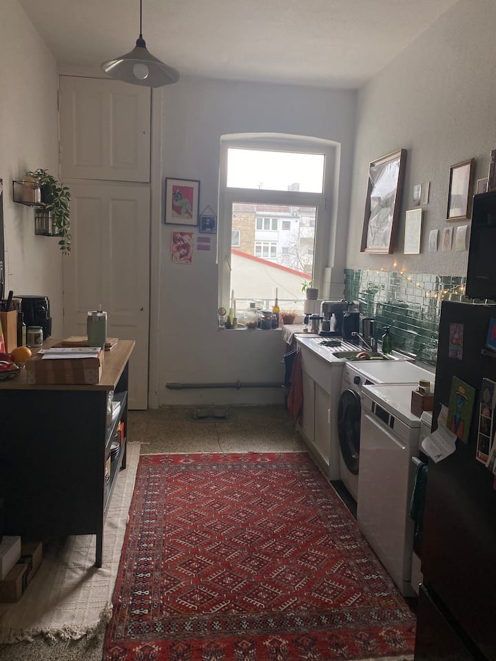 Wohnung Am Zentralen Südfriedhof Mit 2 Balkonen - Kiel