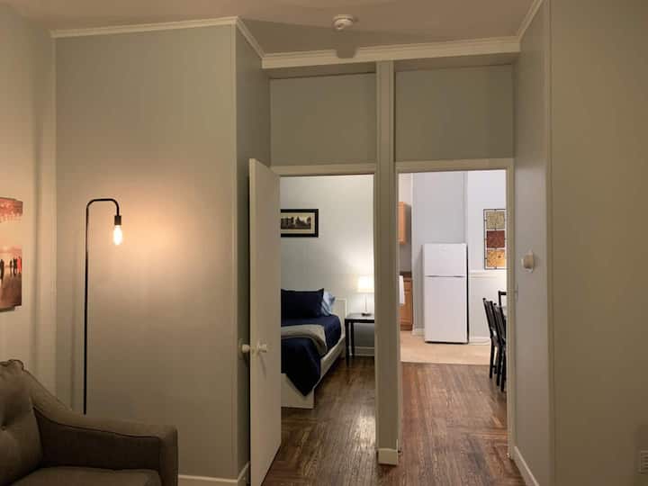 Hues Of Steampunk | Entire Apt New Haven - New Haven, CT