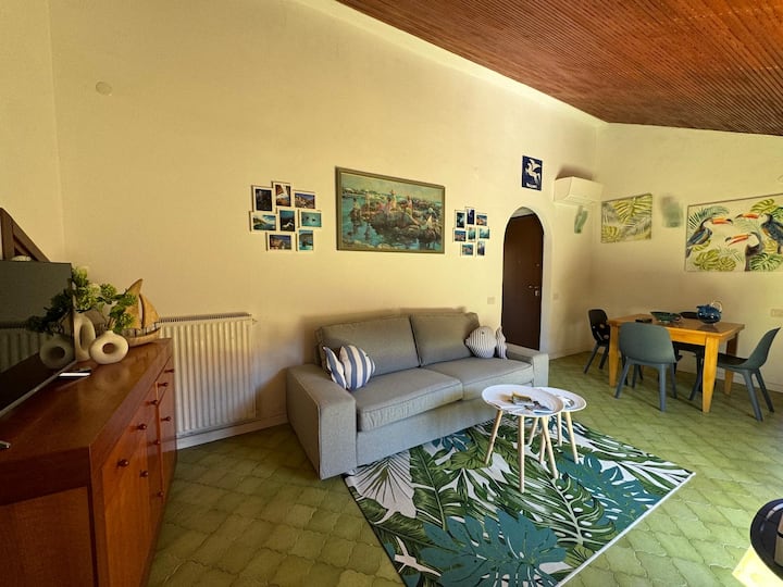 Saliscendi Di Alice è Uno Spazio Essenziale - Monterosso al Mare