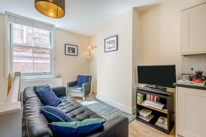 2 Bed In Whitby (Oc-w402) - Robin Hood's Bay