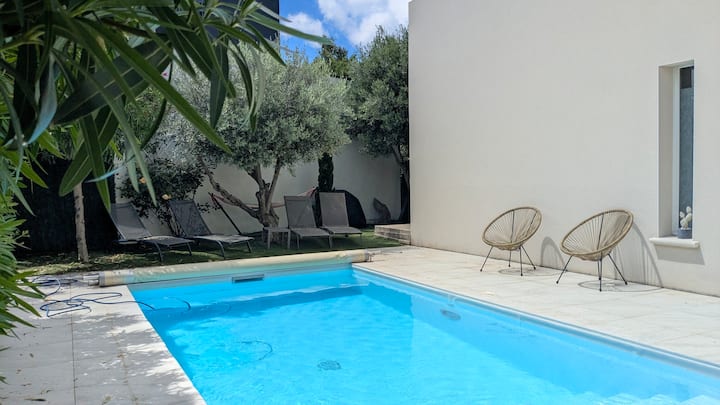 Villa Palangrier Avec Piscine, à 5mn Des Plages - 세트