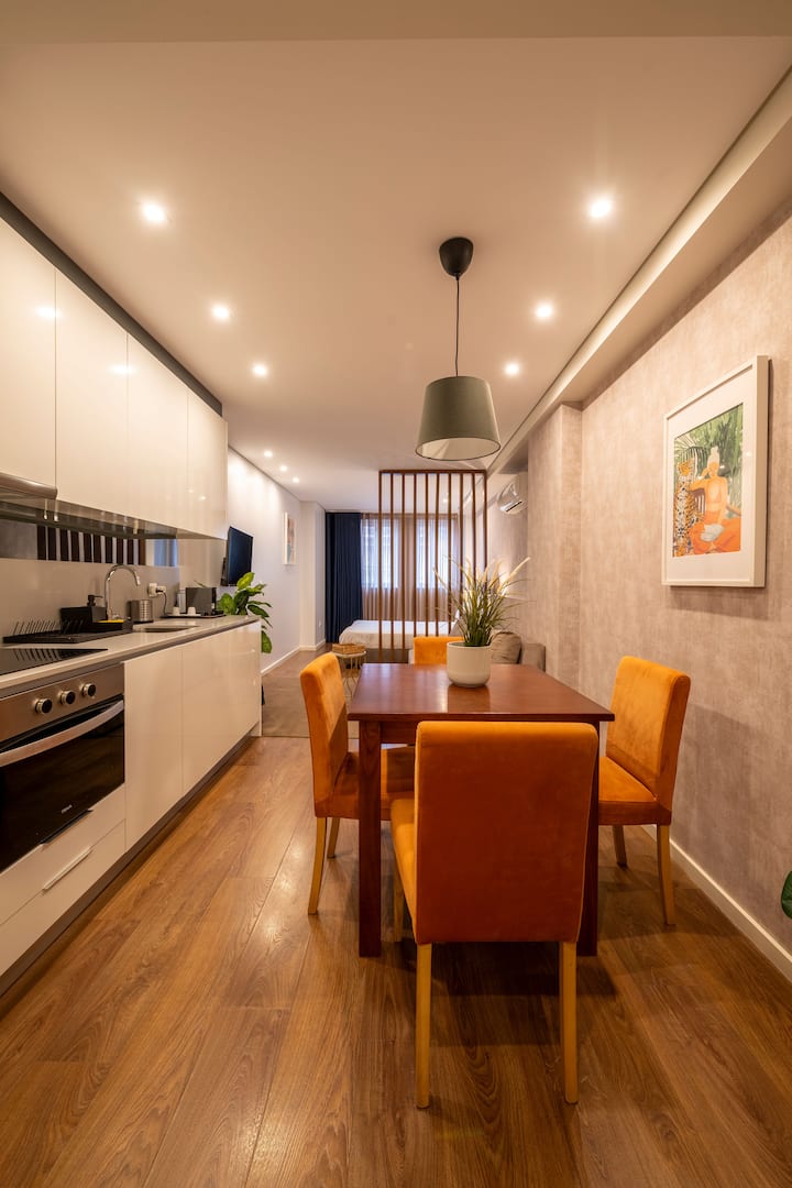 Bright & Cozy Designer Home |Braga Historic Center - Braga