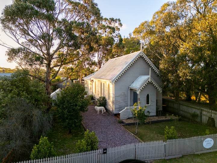 The Seaside Chapel-boutique Escape In Port Fairy - Port Fairy