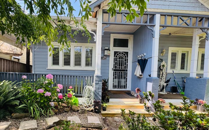 Kedumba Cottage: Gorgeous Home 2 Min Walk To Town - Katoomba