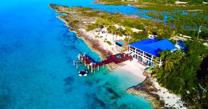 Location, Location, Beautiful Home On Beach & Pool - The Bahamas
