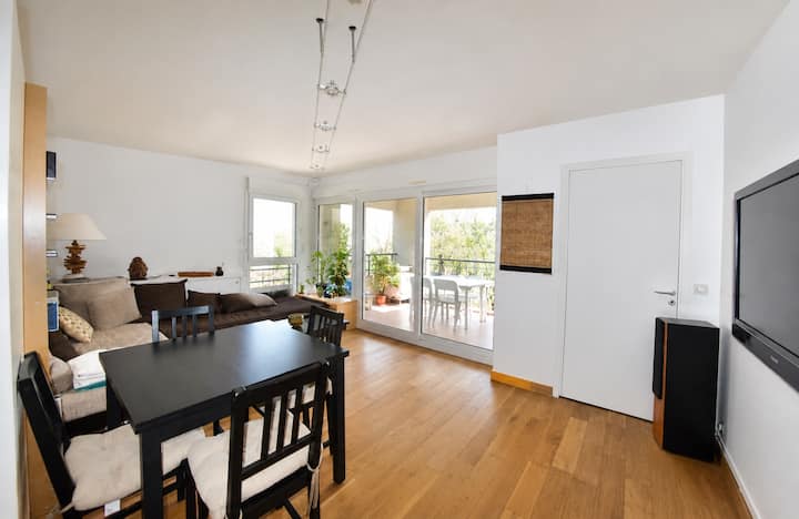 Sleeps 4, Close To The Mouratoglou Centre - Villeneuve-Loubet