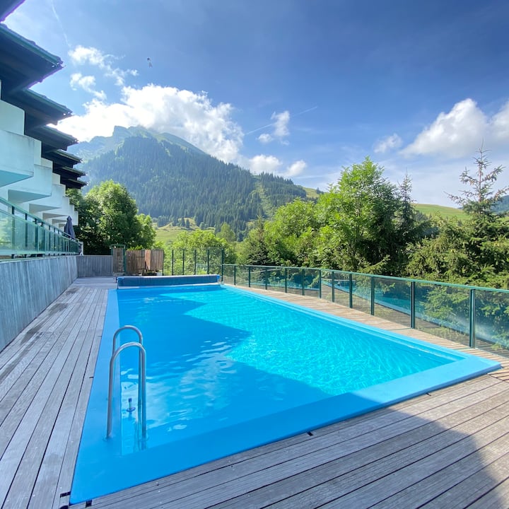 Appartement D'exception Ensoleillé Avec Piscine - La Clusaz