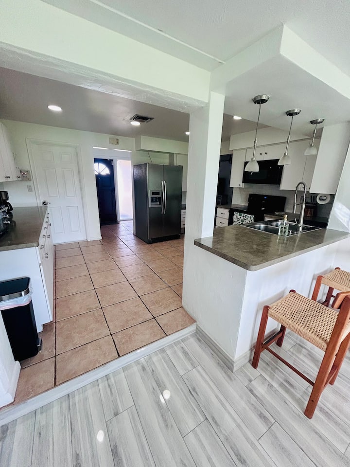 Family Vacation Home - Fort Myers, FL