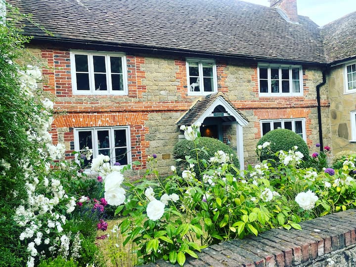 Superhost Large Luxury Cottage With Views. - Midhurst