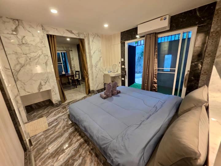 Mea-haad Residance (Room304) - Koh Tao