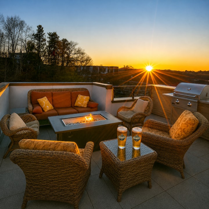 Downtown Asheville Condo With Private Rooftop - Asheville, NC