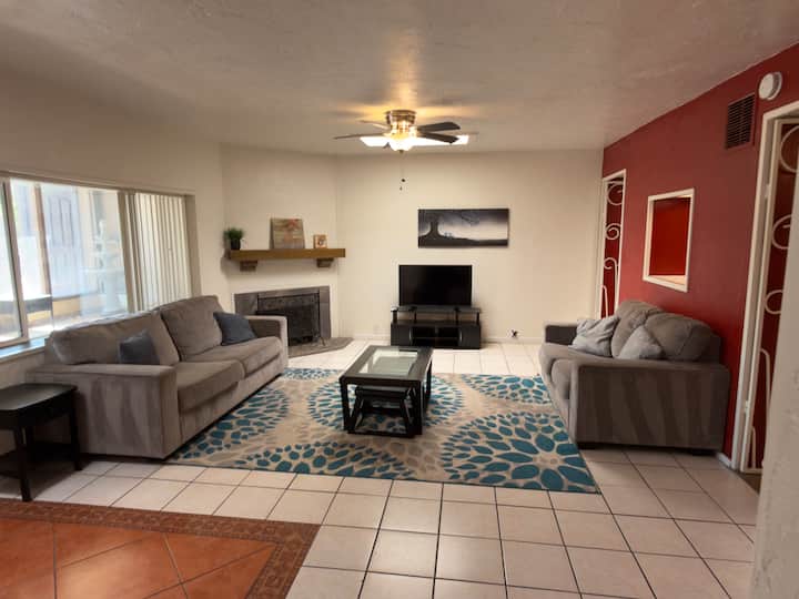 Fantastic 4 Bedroom In A Great Area - Tucson, AZ