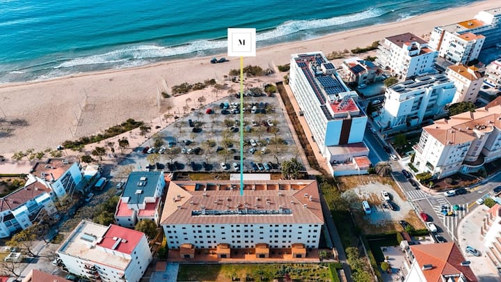 Millennial Immo | Oceanfront, Pool And Parking - Roses