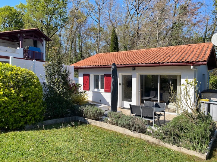 Petite Maison Avec Terrasse - Pays basque français