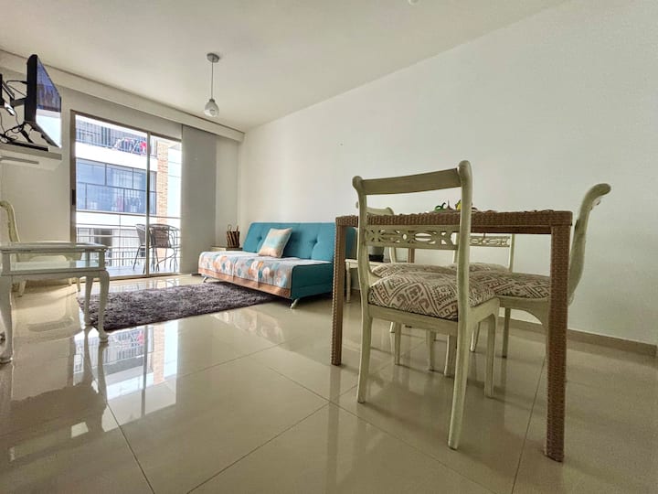 Comfortable 2 Br Apartment - Wifi - Sottomonte - Cali