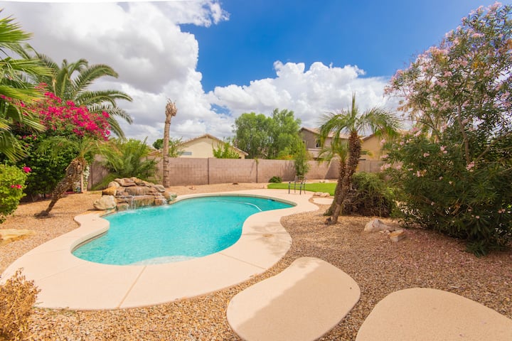Golf Resort Community In Octotillo! - Chandler, AZ