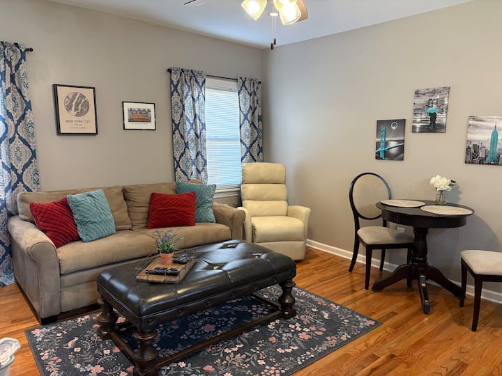 Silver Lake House, Hop, Skip, Jump From Manhattan - Staten Island